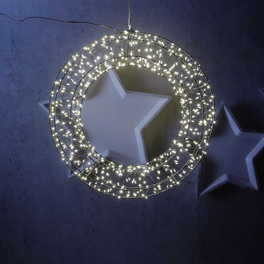 LED Kranz mit Drahtlichterkette - | Kaufland.de