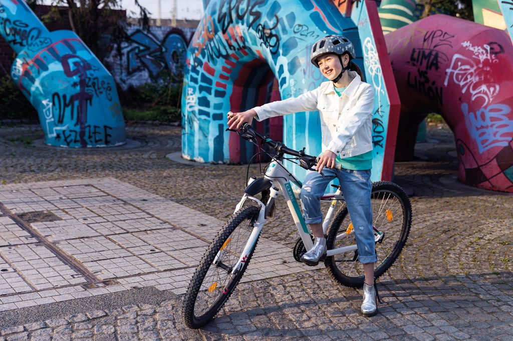 ABUS Fahrradhelm Youn-I 2.0 - mit Licht für | Kaufland.de