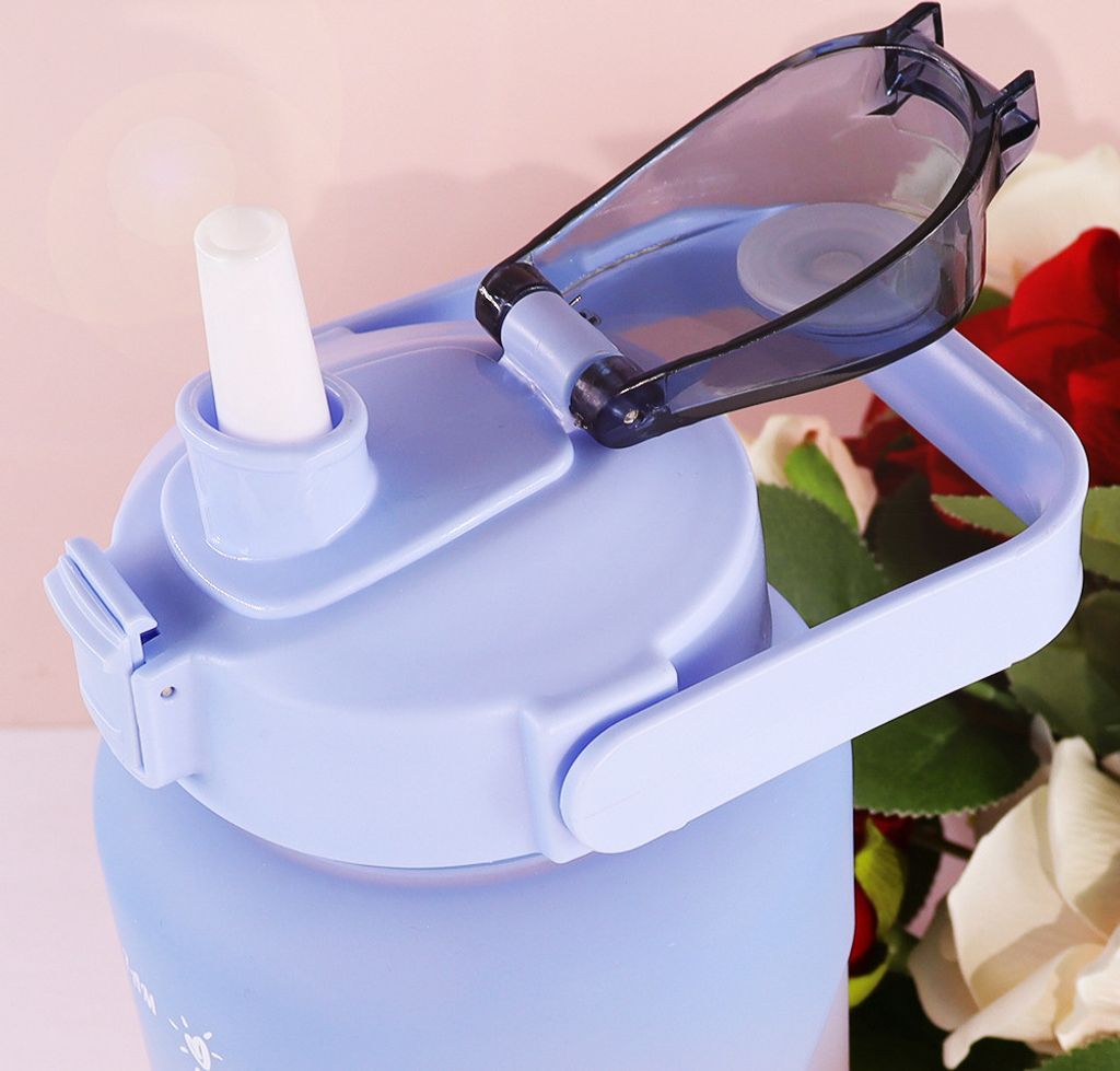 Trinkflasche mit Strohhalm 2 Liter | Kaufland.de
