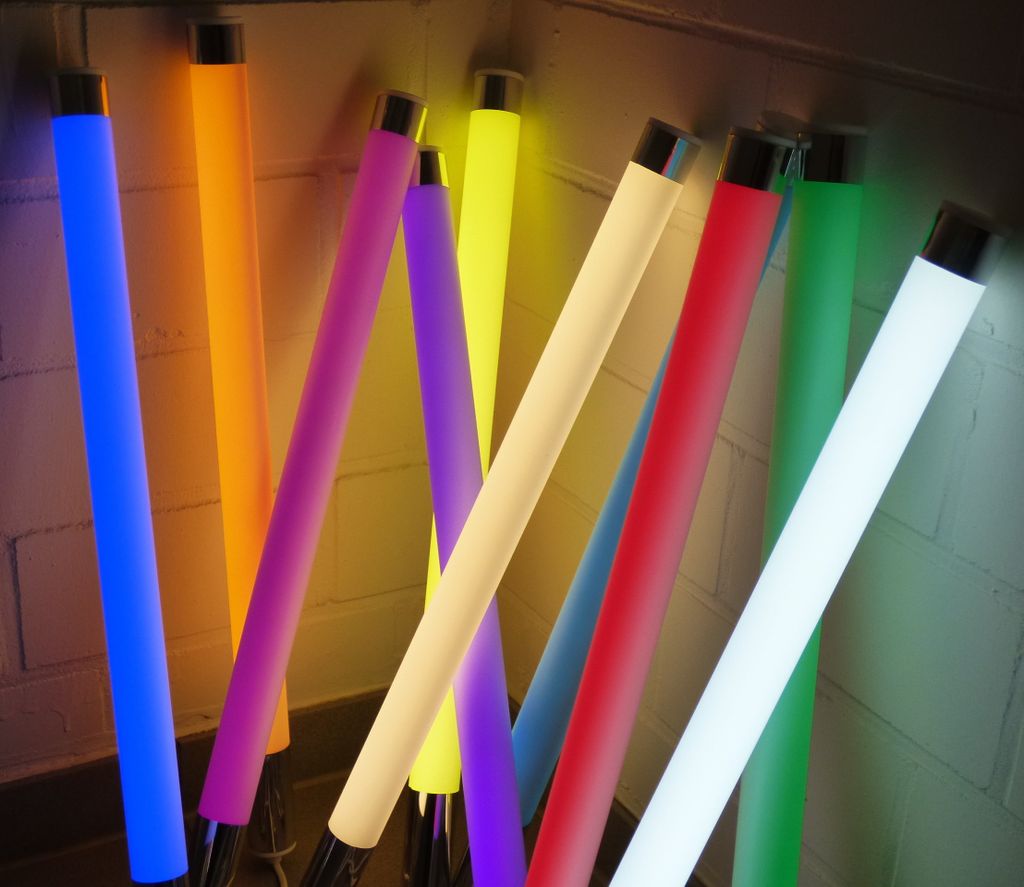 LED Leuchtstab orange 10 Watt 900 Lumen 63cm | Kaufland.de
