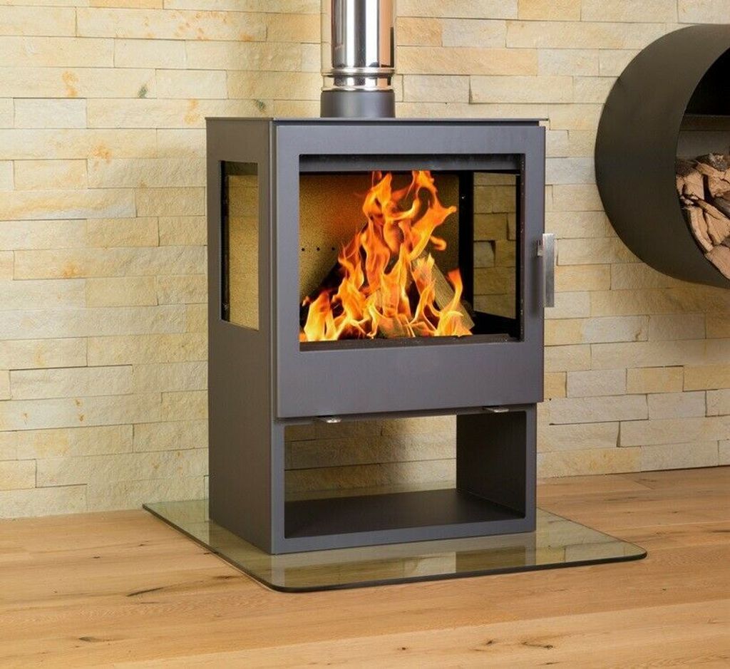 EEK A+ Kaminofen Victoria Modena Vision 9,8 kW Kaminöfen