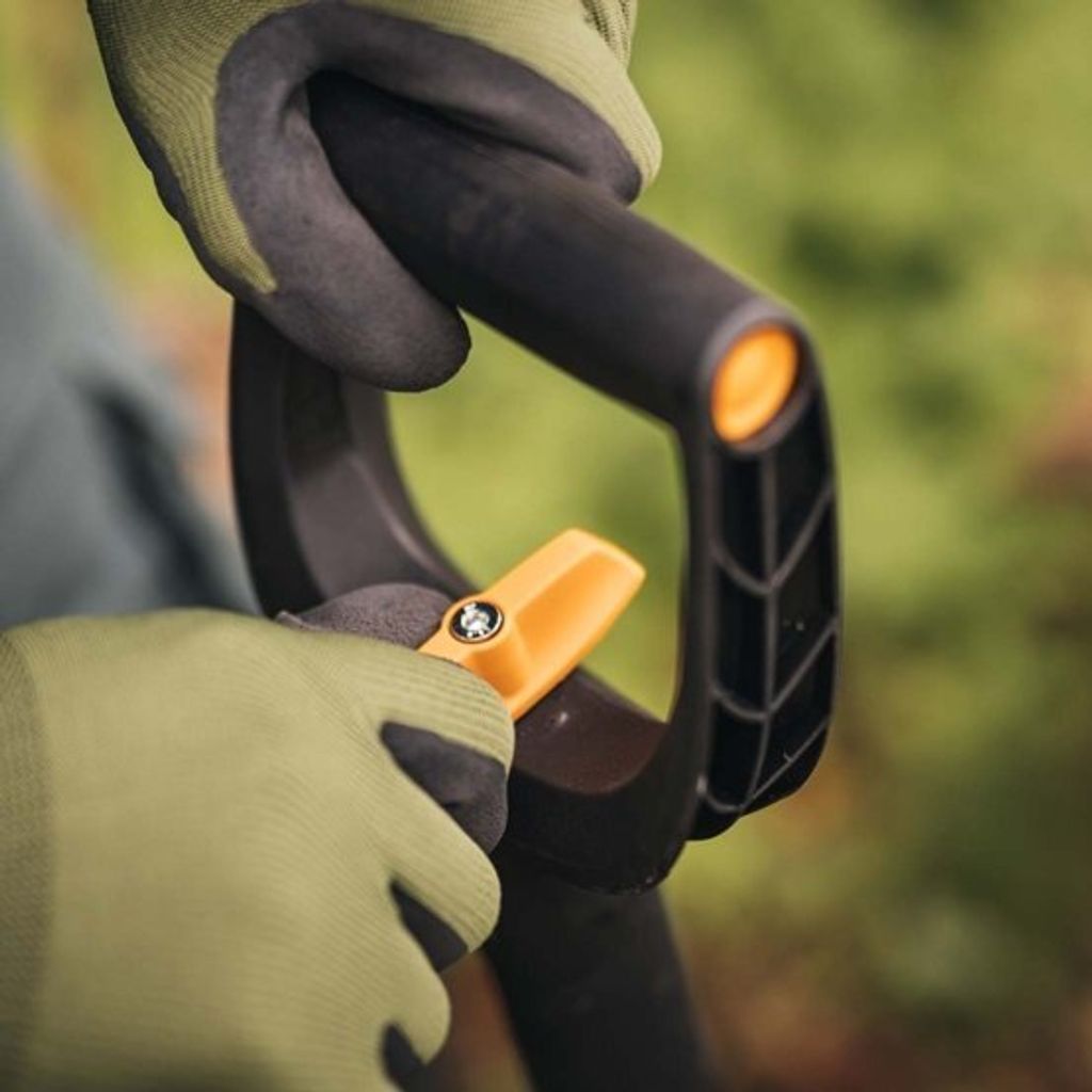 Fiskars Xact Teleskop Spaten Spitz 1066732 | Kaufland.de