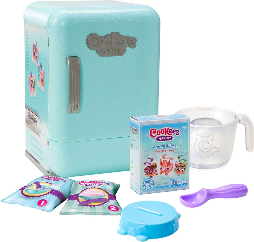 Cookeez Makery Fresky Cakez Fridge Plyšáci | Kaufland.cz
