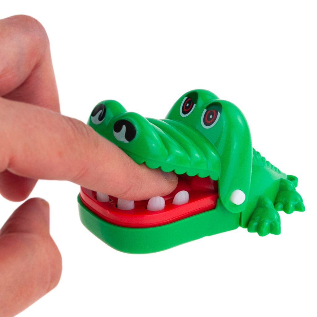 Mini-Krokodil mit einem schlechten Zahn | Kaufland.de