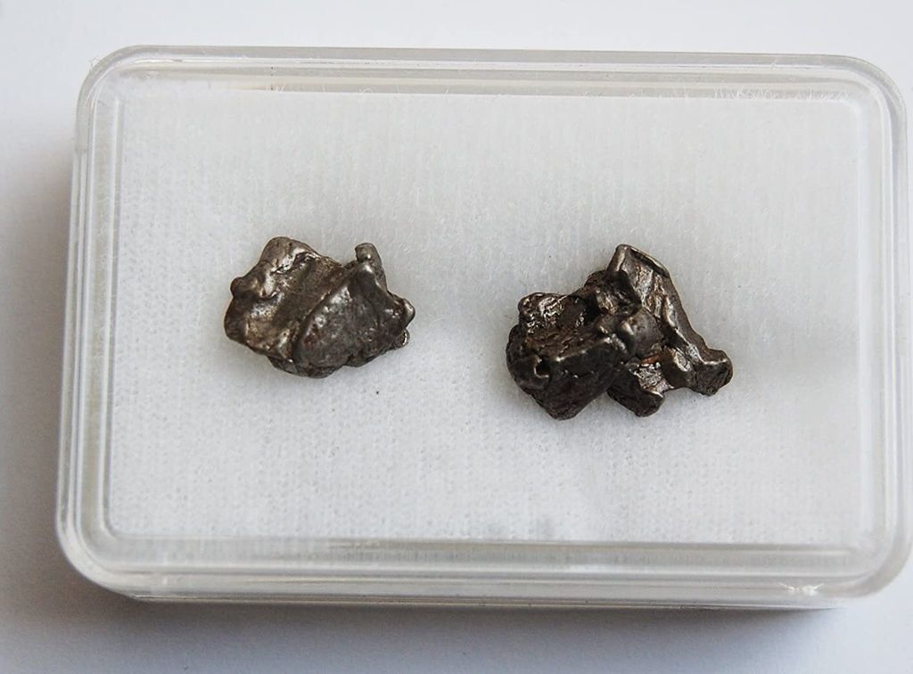 Geschenk-Set mit Zwei Meteoriten, incl. | Kaufland.de