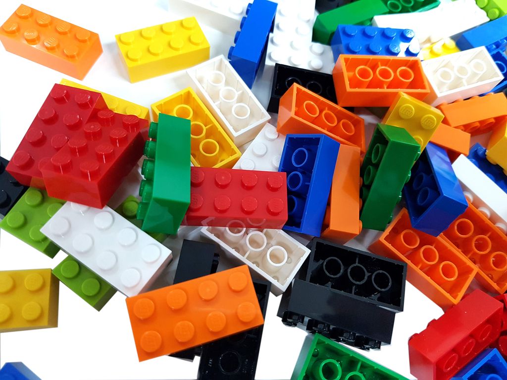 150x LEGO Stein 2x4 bunt + Steinetrenner | Kaufland.de