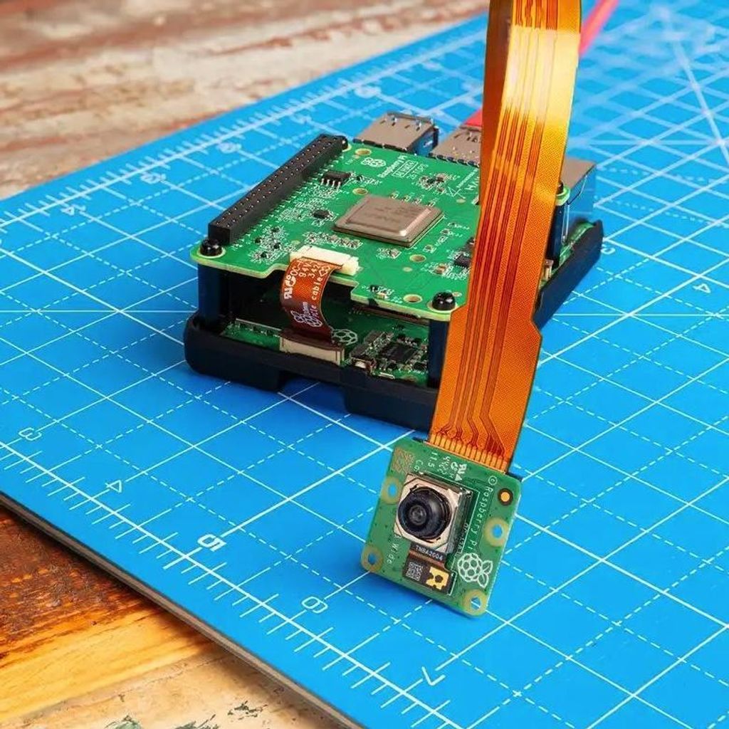 Raspberry Pi AI HAT+ 26 TOPS, Hailo-8 | Kaufland.de