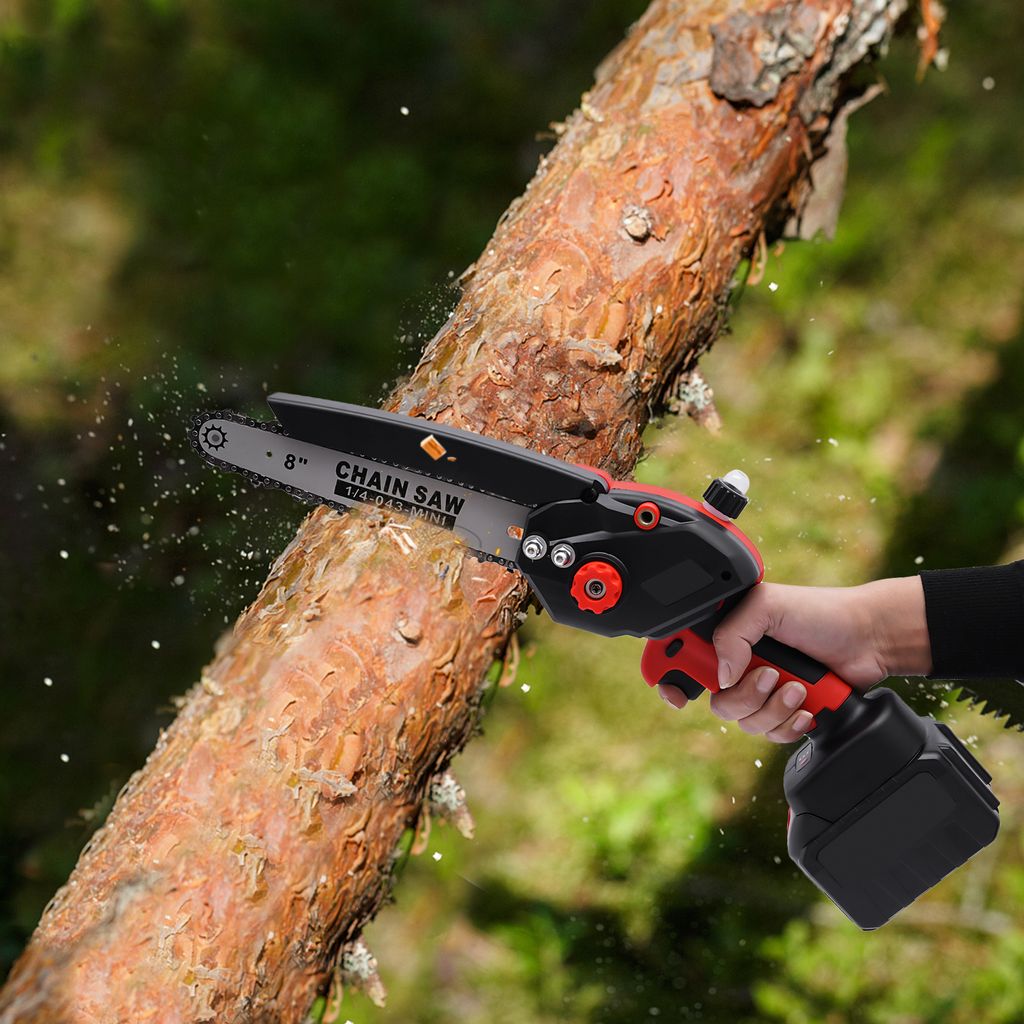 Akumulátorová řetězová pila 8 palců s | Kaufland.cz