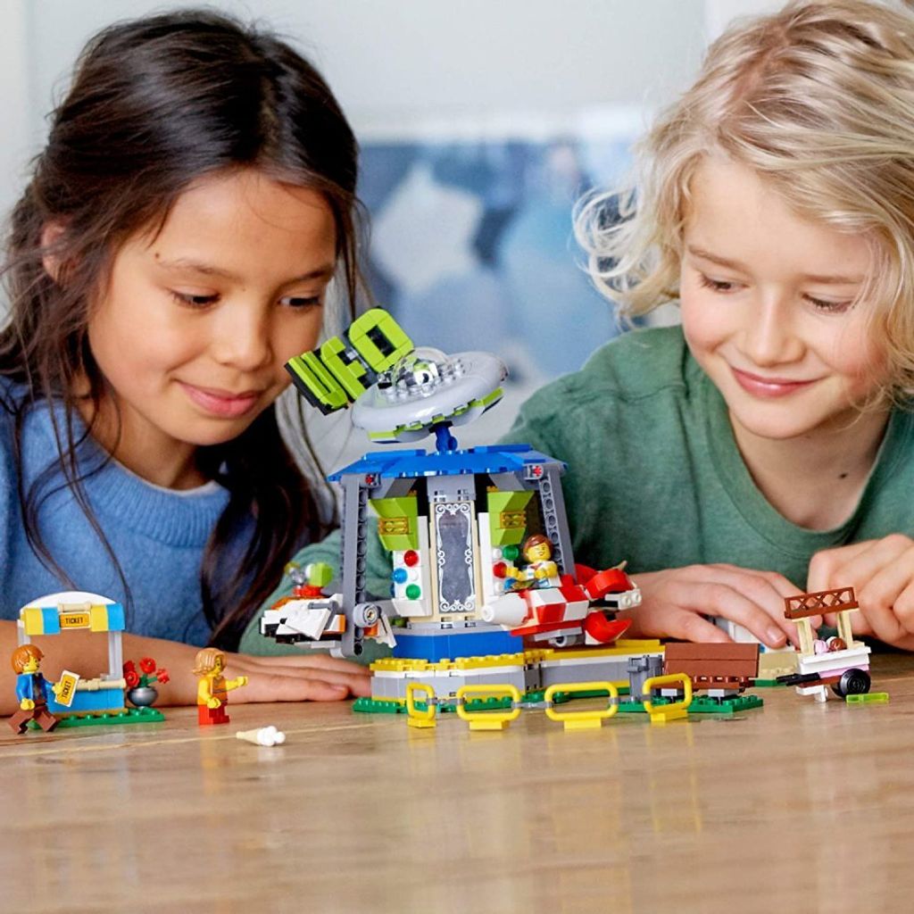 LEGO® Creator 3-in-1 31095 Jarmočný kolotoč | Kaufland.sk