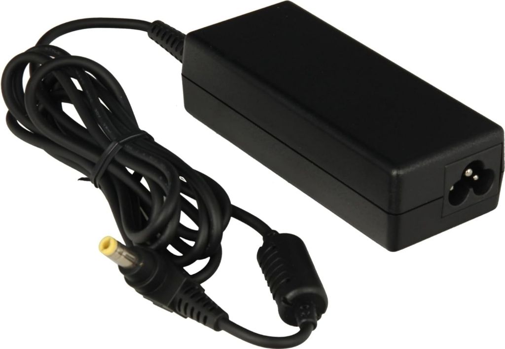 Fujitsu 3pin AC Adapter 19V/65W - Notebook - Indoor - 100