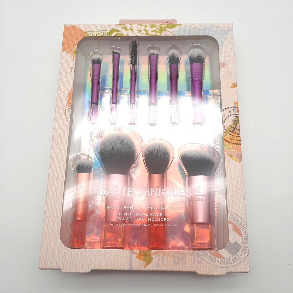 Real Techniques Travel Fantasy Mini Brush Kit | Kaufland.de