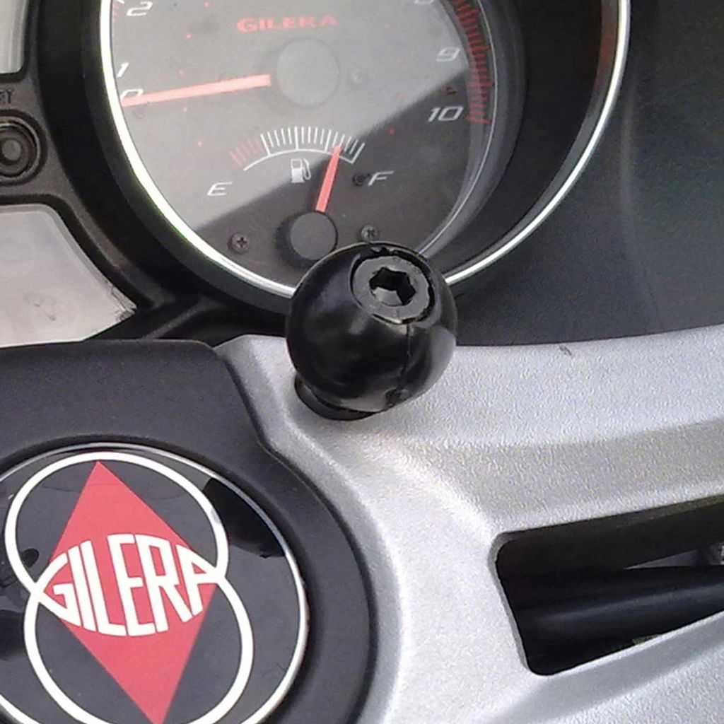 Ram Mounts Handlebar Clamp Base with M8 Bolts | Kaufland.sk
