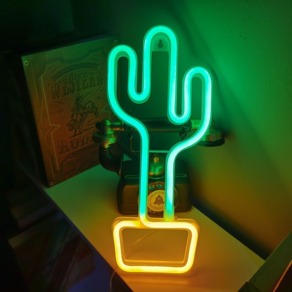 Dekorativní LED neon Kaktus zelený | Kaufland.cz
