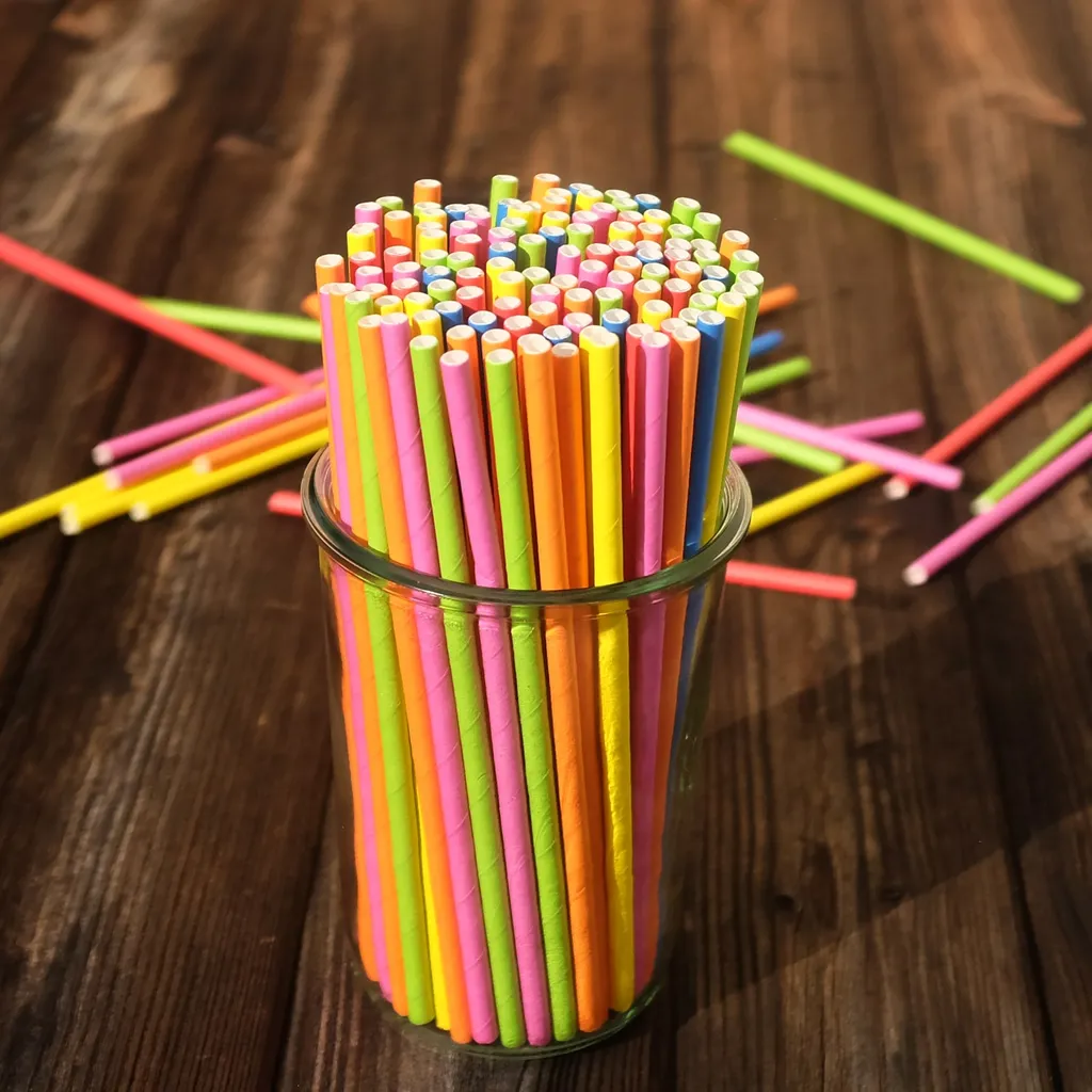 200 bunte Strohhalme aus Papier 20cm Mix | Kaufland.de