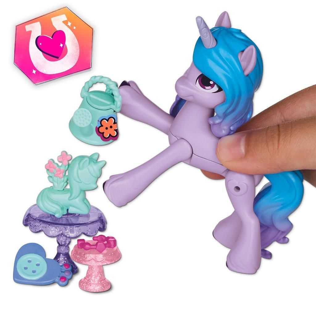 My Little Pony Izzy Moonbow Unicorn Tea Party | Kaufland.de