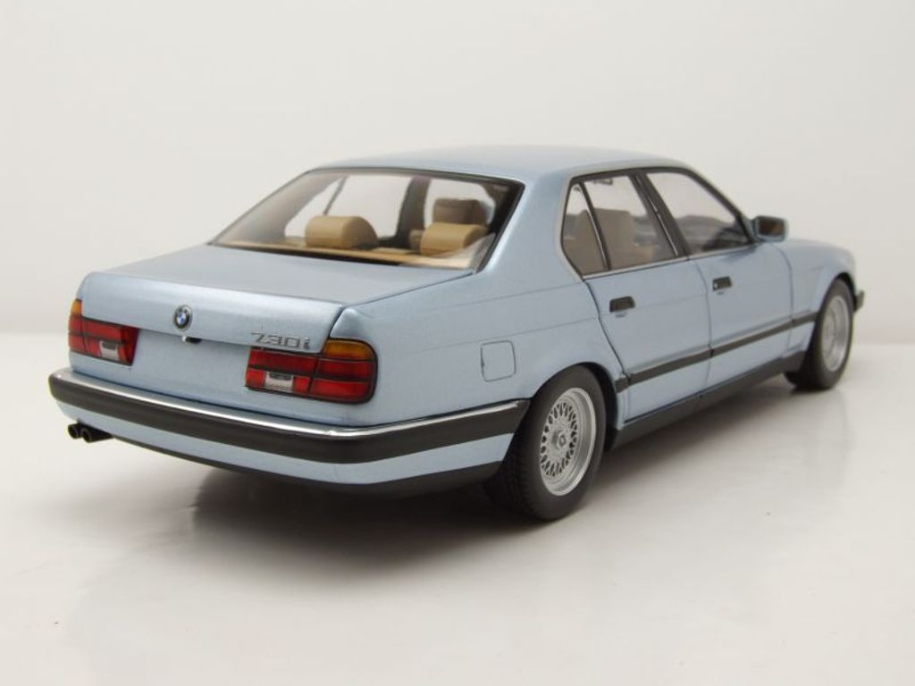 BMW 7er 730I E32 1986 hellblau metallic | Kaufland.de