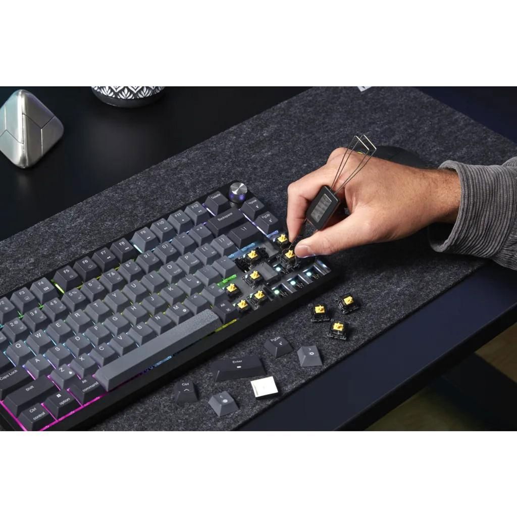 Corsair K65 Plus Wireless RGB Gaming Tastatur | Kaufland.de