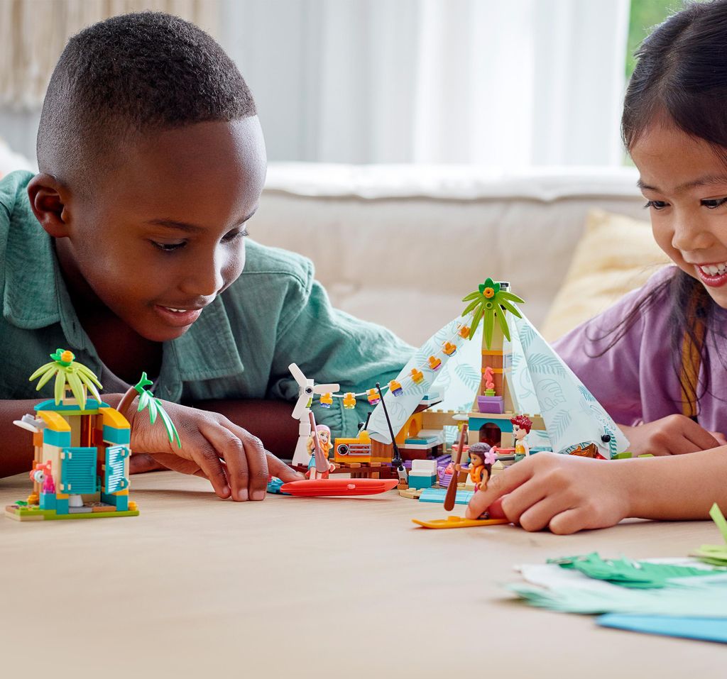 LEGO 41700 Friends Glamping am Strand, | Kaufland.de