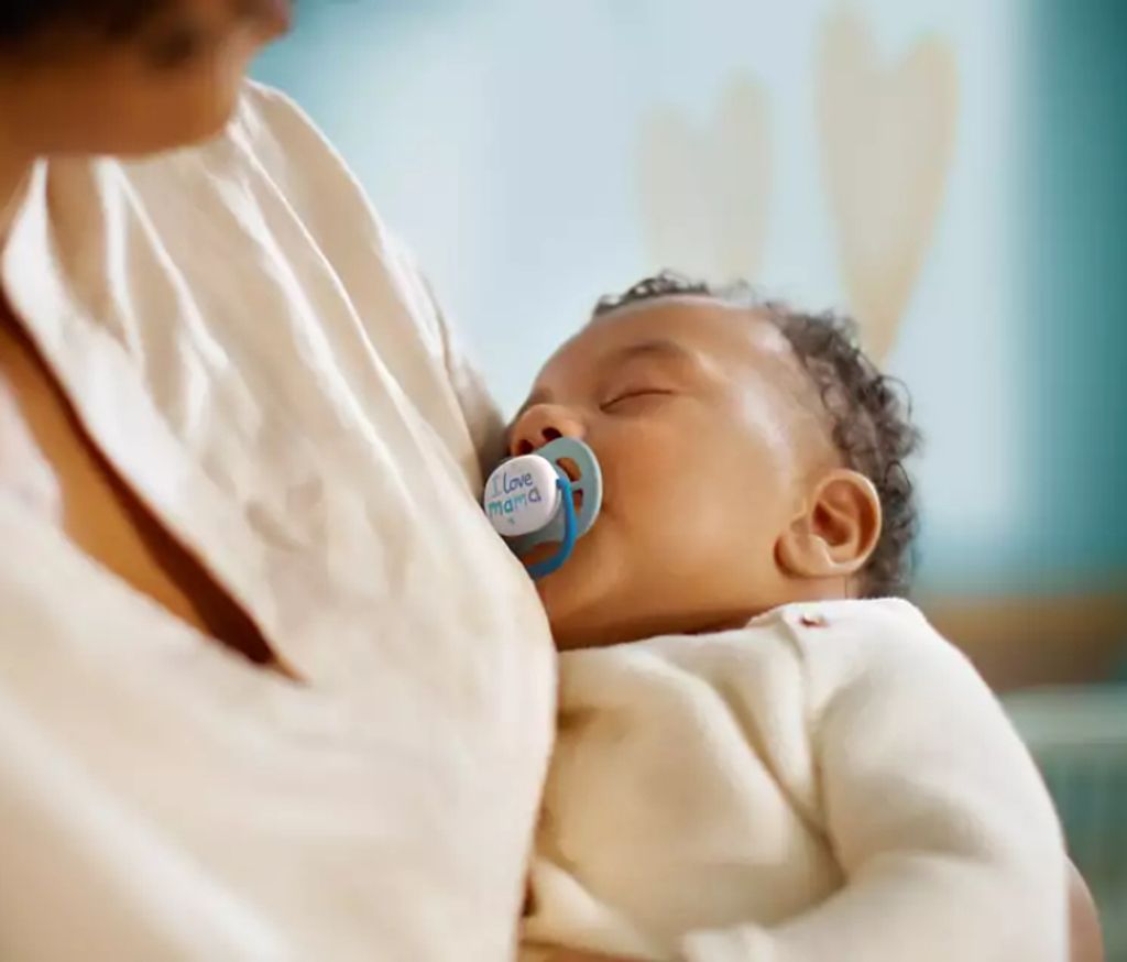 Philips Avent Dudlík Ultra Air Happy I Love | Kaufland.cz