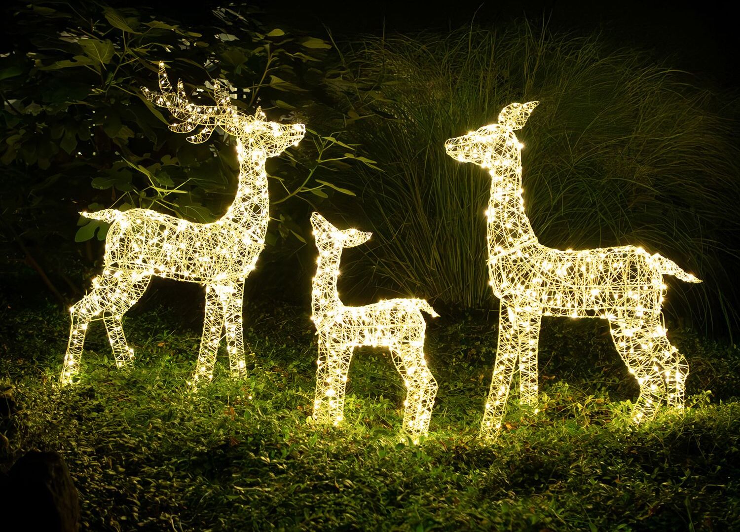 3er Set LED Rentiere Rentierfamilie 700 LEDs | Kaufland.de