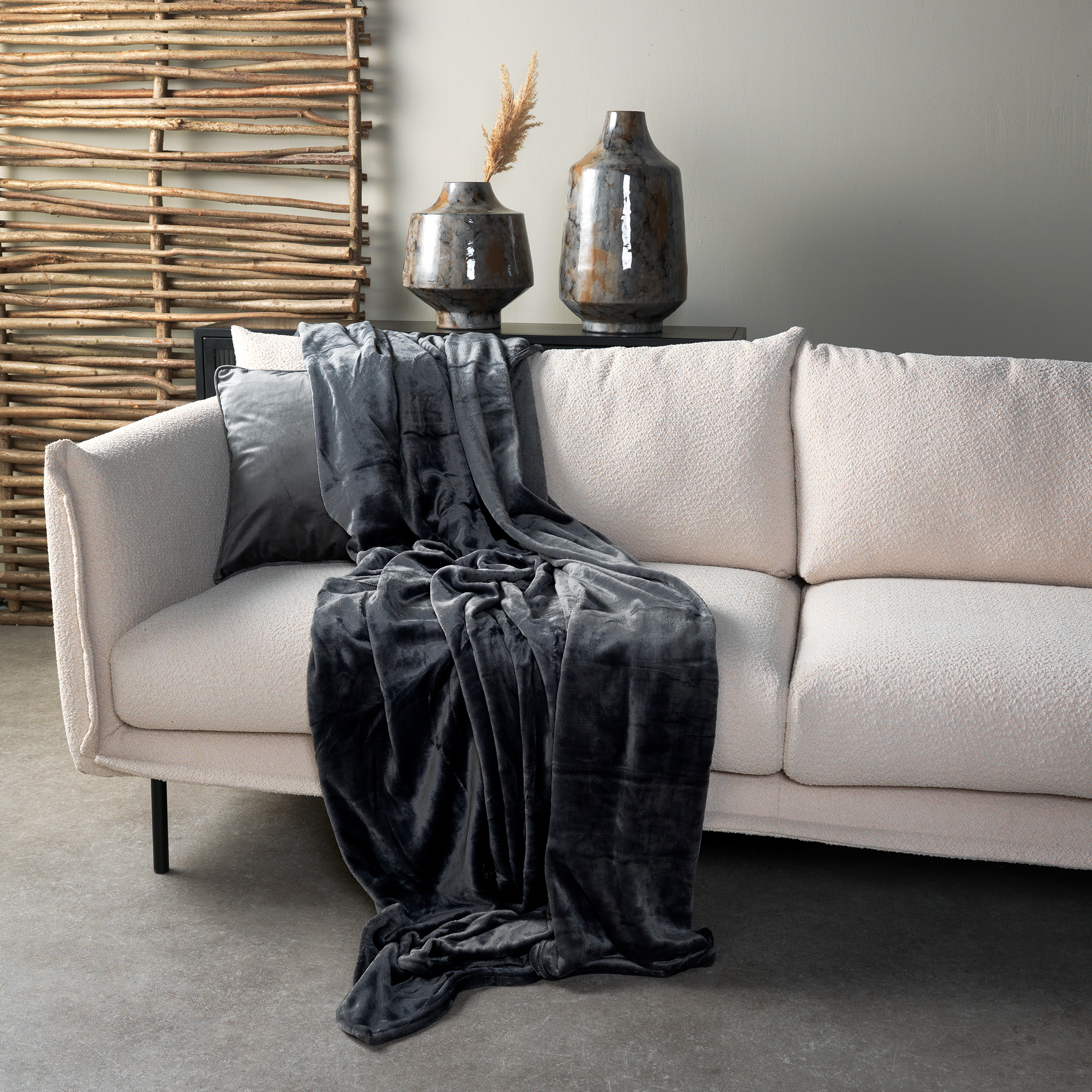 CHARLIE - Wohndecke Polyester Charcoal Grey | Kaufland.de