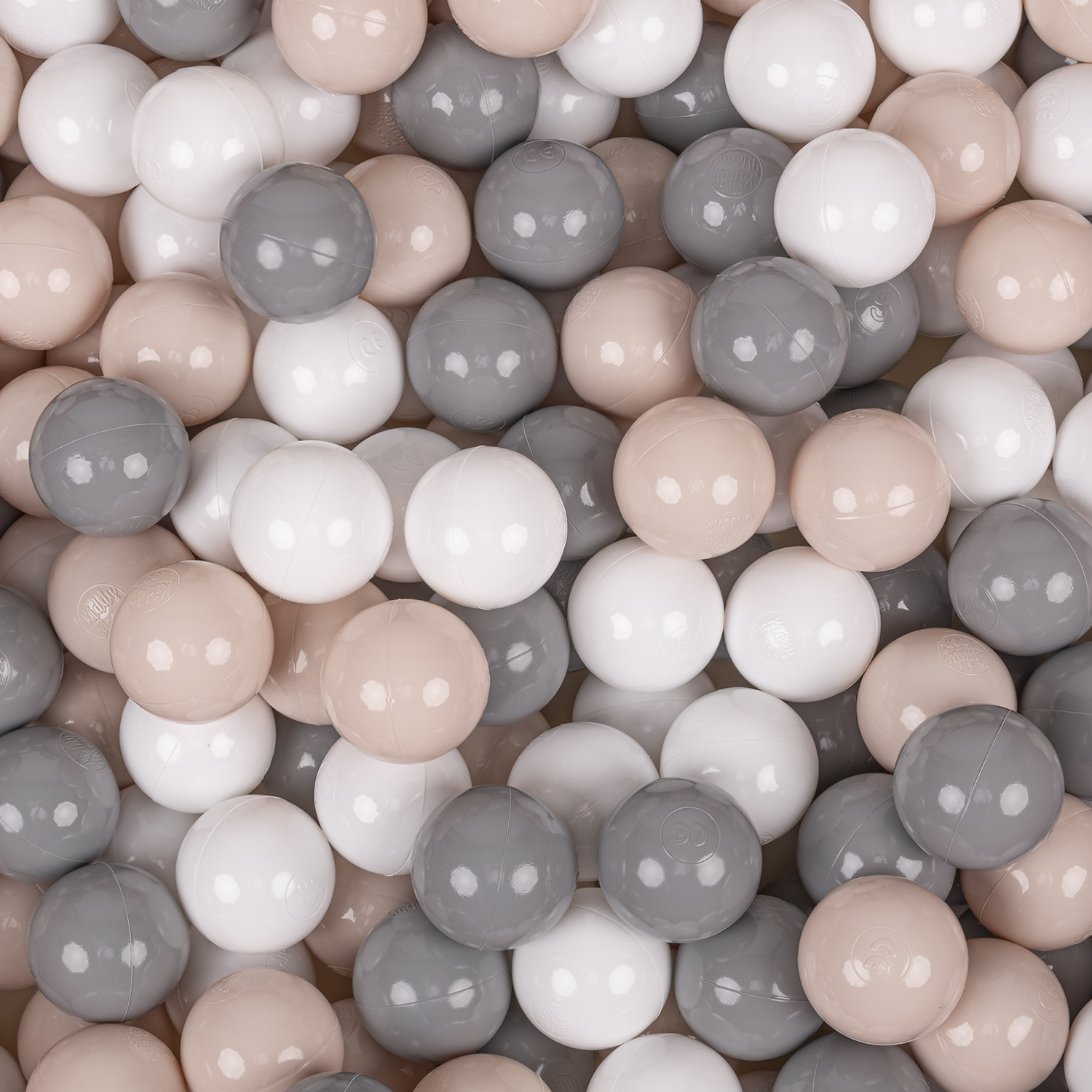 KiddyMoon 700 Balles de jeu 7cm-2.75in - Beige/Gris/Blanc