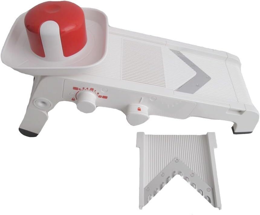 TUPPERWARE Chef Mando-Chef D202 Multi-Slicer Grater